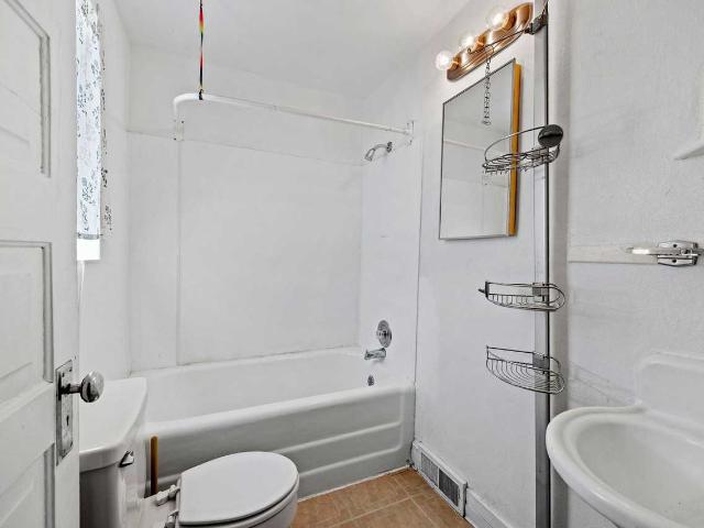 802 E Baldwin Ave 2 Bedroom Apartment for Rent at 802 E Baldwin Ave, Spokane, WA 99207 Logan