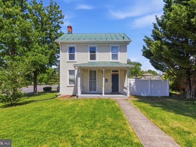 802 E Cork St, Winchester, VA 22601
