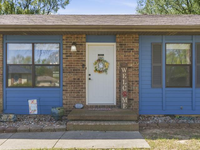 802 E Dyann Drive