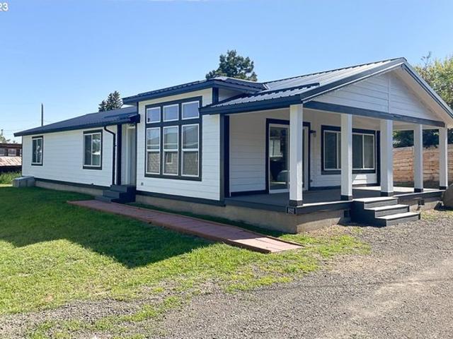 802 Engleside Ave, Joseph, OR 97846