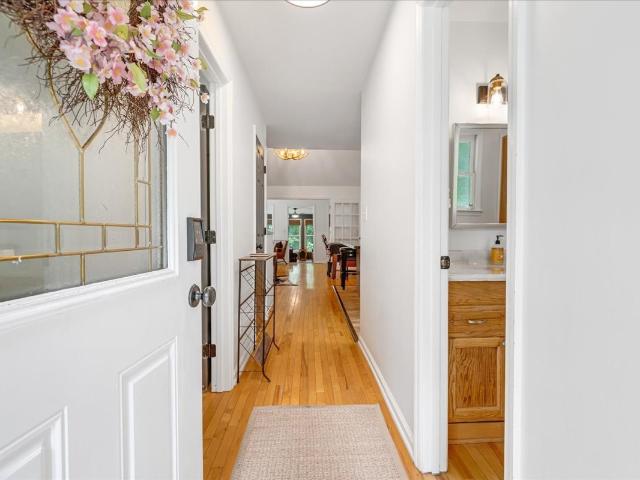 802 Evans Rd