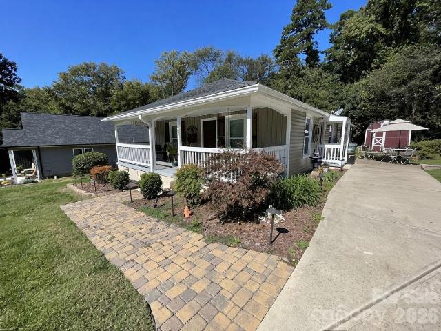 802 Fargo Drive SW