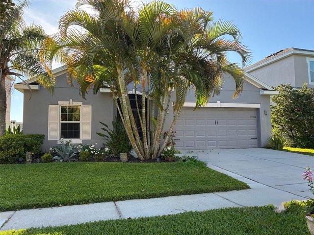 802 Fern Leaf Dr, Ruskin, FL 33570
