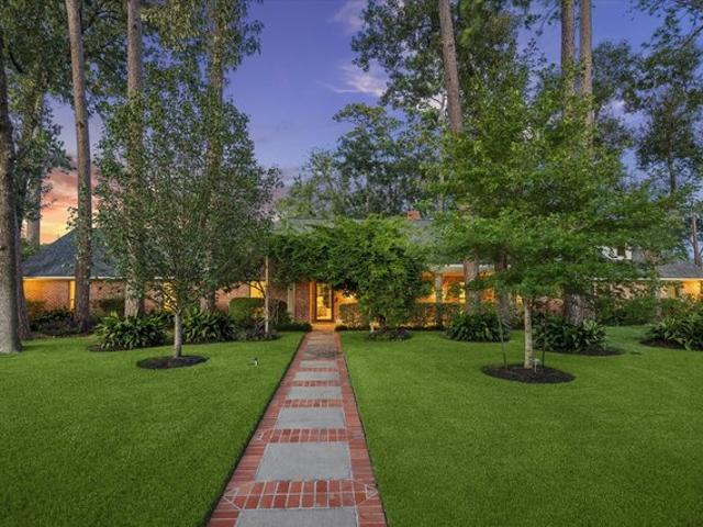 802 Flint River Dr, Houston, TX 77024