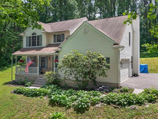 802 Hollow Road
