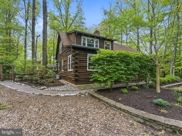 802 Homewood Dr, Riverton, NJ 08077 | MLS #NJBL2110 | Compass