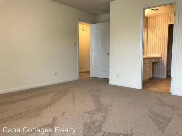 802 J Bryce Court 3 802 J Bryce Court #APT J