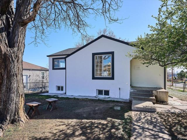 802 Julian Street