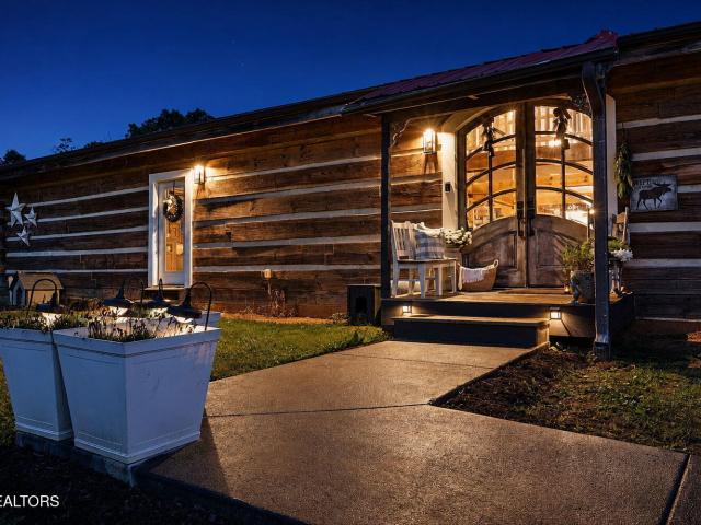 802 Lee Shirley Rd