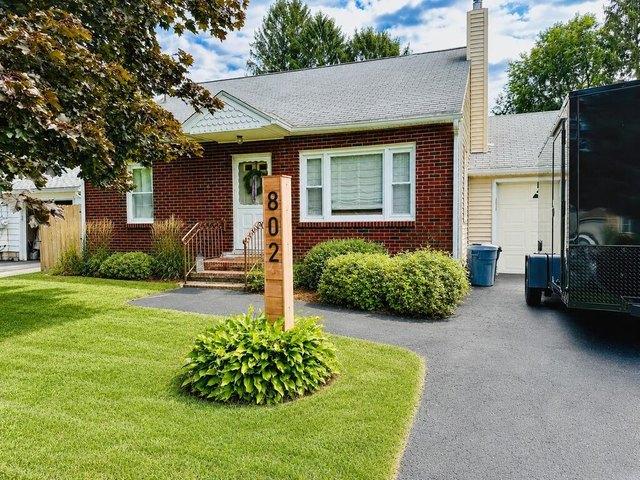 802 Morlando Dr, Endicott, NY 13760