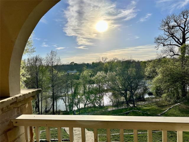802 Main St, Bastrop, TX 78602 | MLS #8822