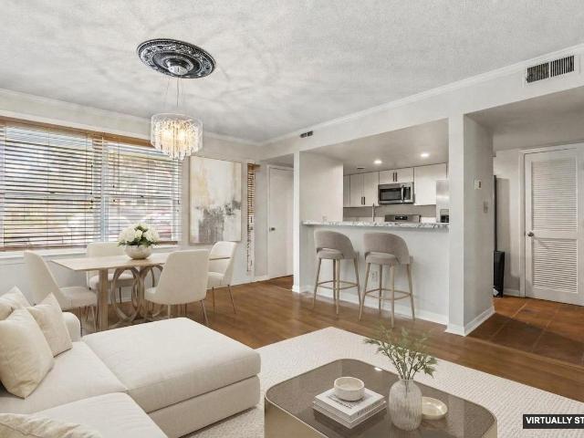 802 Myrtle Ct. 2A