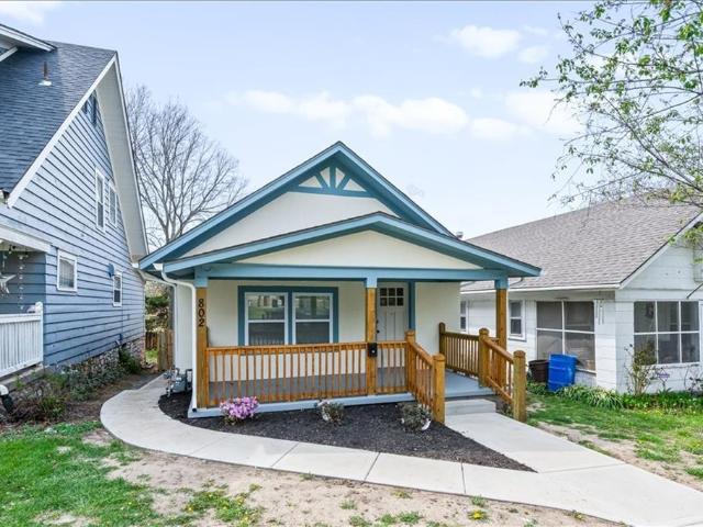802 N 17th St, Kansas City, KS 66102 | Compass