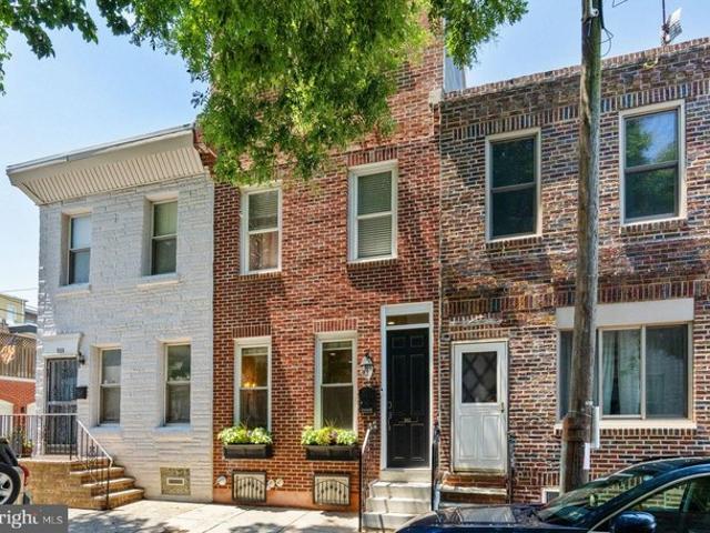 802 N Bambrey St, Philadelphia, PA 19130