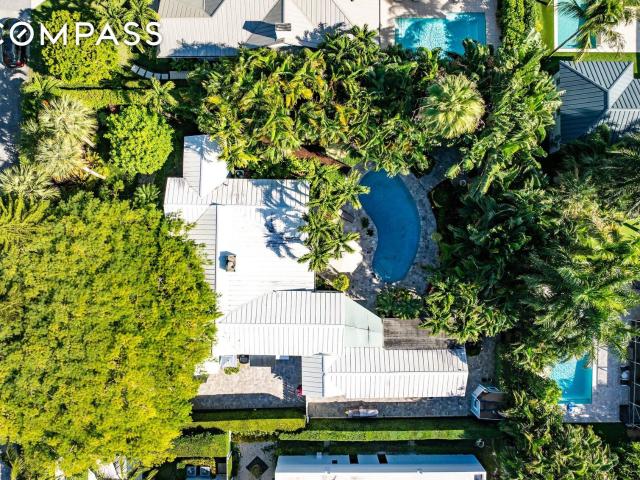 802 NE 2nd St, Delray Beach, FL