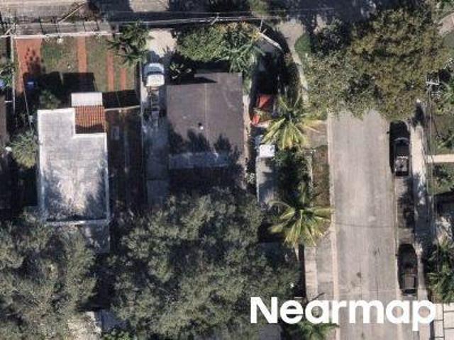 & 802 NW 57 St