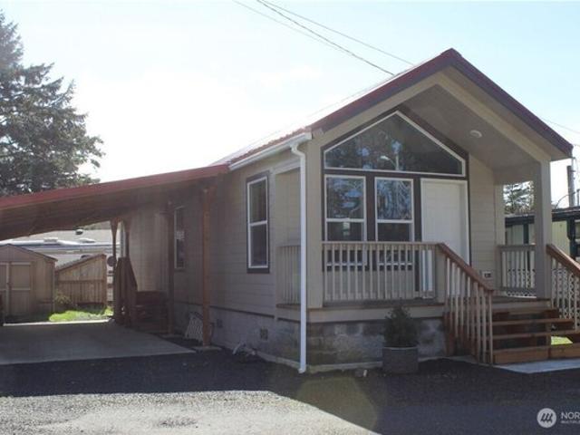 802 S Forrest St Unit 4, Westport, WA 98595