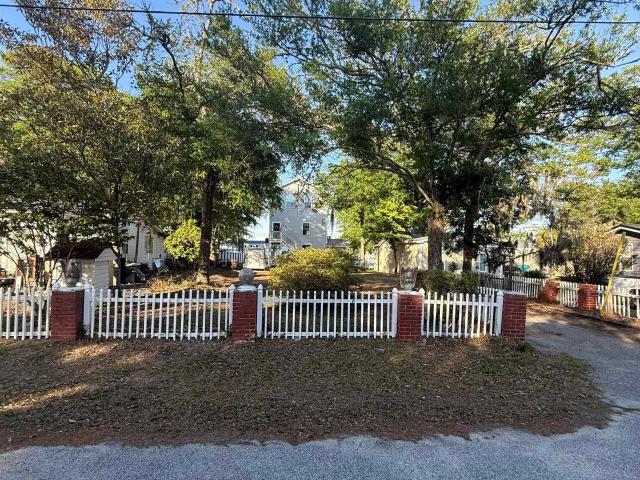 802 Seaside Dr