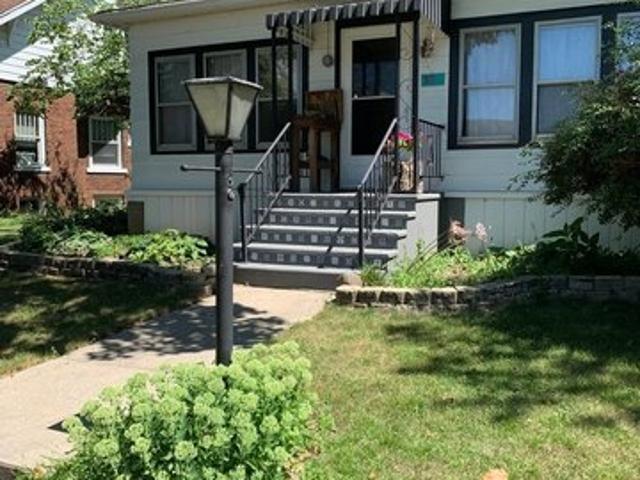 802 Paddock Ave, Ashton, IL 61006