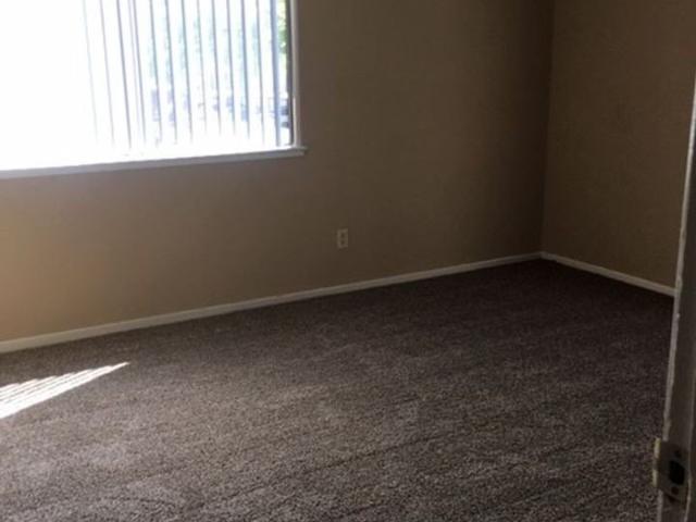 802 W. Weber Ave. 2 Bedroom Apartment for Rent at 802 W Weber Ave, Stockton, CA 95203 Civic Center