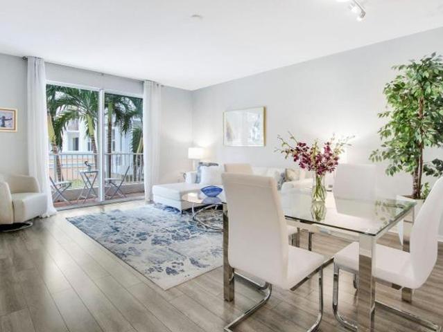 802 W Windward Way #206 Lantana, FL 33462