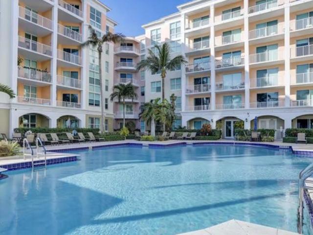 802 W Windward Way, Lantana, FL 33462