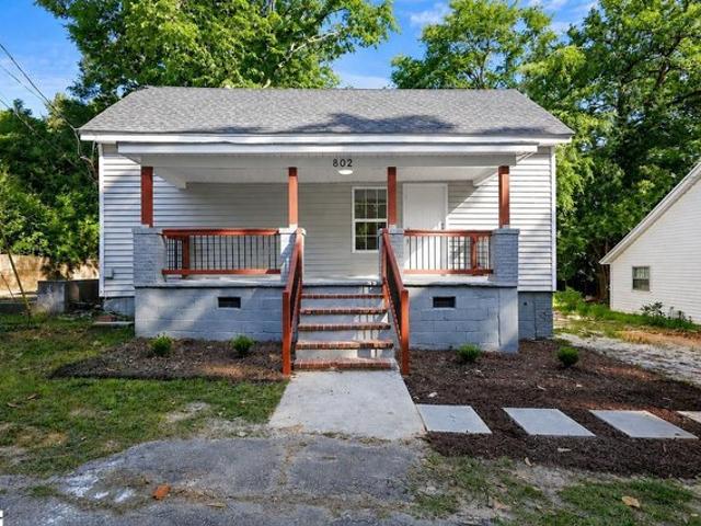 802 W Hampton St, Laurens, SC 29360