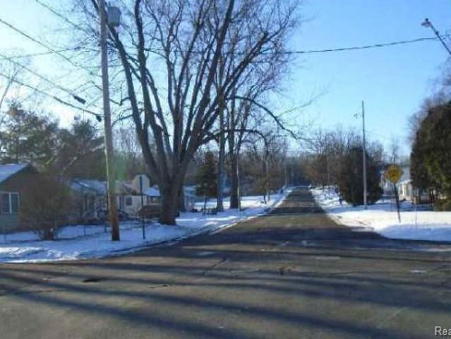 802 Woodlawn Avenue