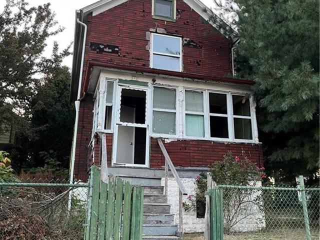 802 Wallis Ave, Farrell, PA 16121 | MLS #1744 | Compass