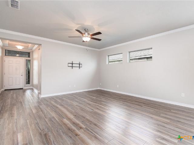 802 Wyndcrest Drive