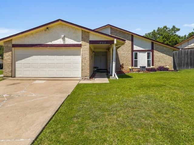 802 Via Balboa, Mesquite, TX 75150