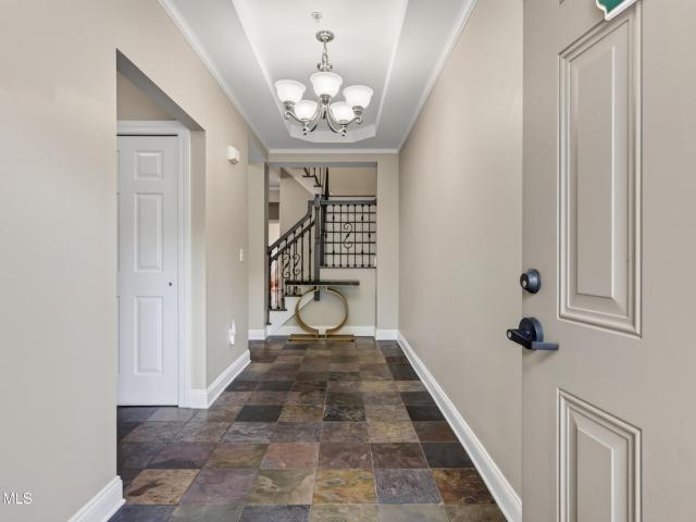 802 Vly Pointe Drive