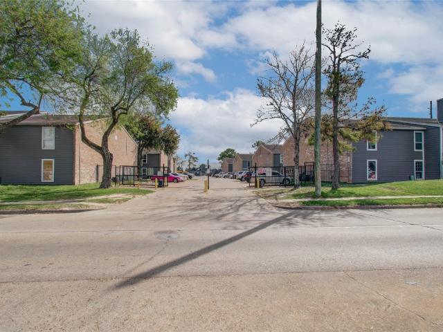 8034 Antoine Dr, Unit 223, Houston, TX 77088 | MLS #42133 | Compass