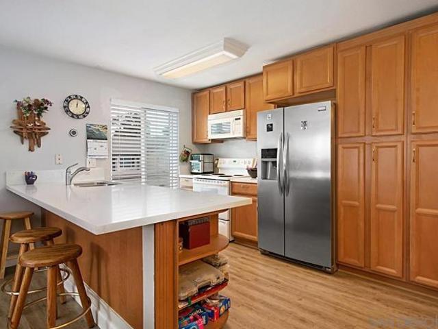 8034 Linda Vista Road 2N, San Diego, CA 92111