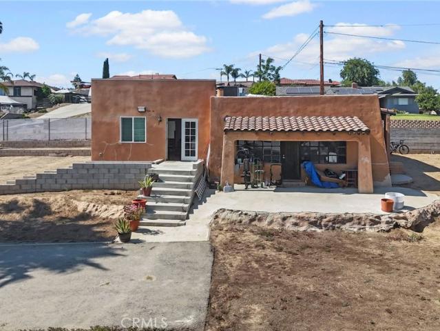 8035 Santa Rita St, Corona, CA 92881 | MLS #PW25138
