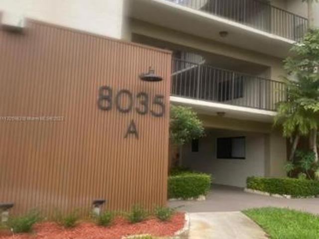 8035 107th Ave SW #302, Miami, FL 33173