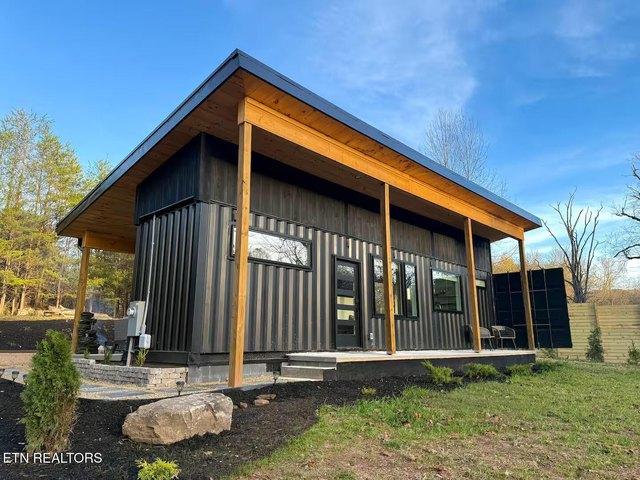 8036 Dodson Rd, Knoxville, TN 37920