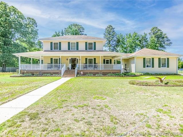 8036 Gaelic Dr, Fayetteville, NC 28306