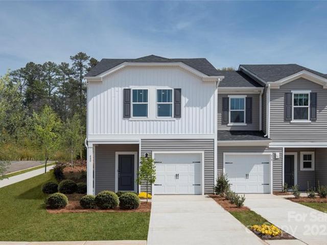8036 Hidden Springs Trl, Charlotte, NC 28216