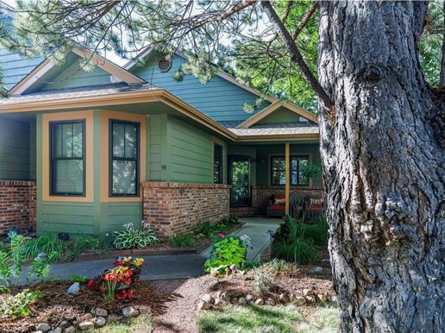 8036 James Ct, Niwot, CO 80503
