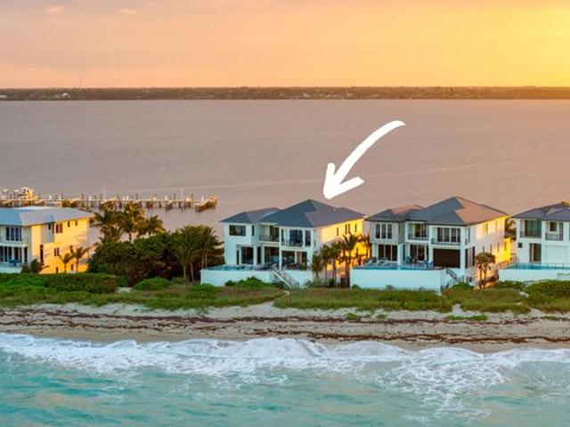 8036 S Ocean Dr, Jensen Beach, FL 34957