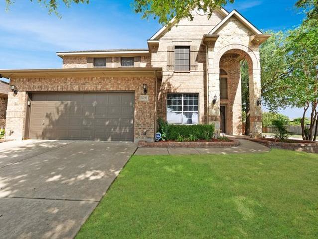 8037 Cedar Lake Ln, Fort Worth, TX 76123