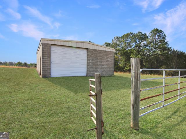 8037 County Road 289