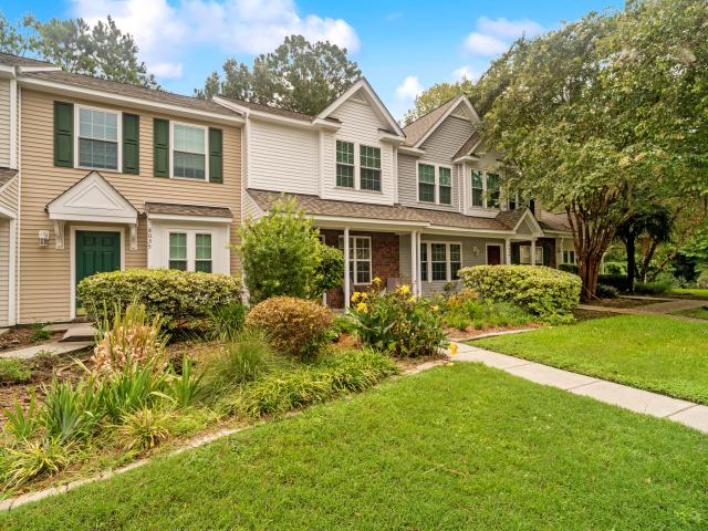 8037 Shadow Oak Drive