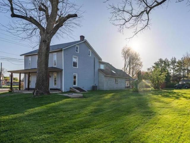 8038 Spring Creek Rd, Lower Macungie Twp, PA 18011 in Alburtis, Pennsylvania