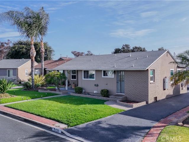 8030 Blandwood