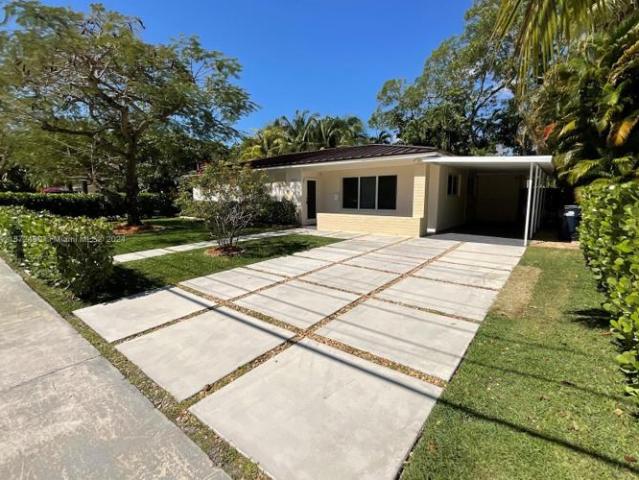 8030 SW 63rd Pl, Miami, FL 33143