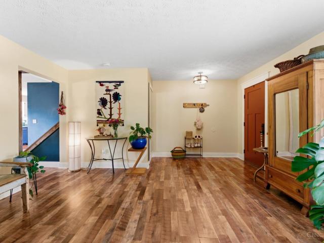 8031 Kings Court