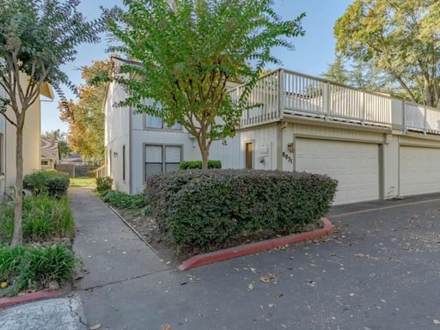 8031 LA Riviera Dr, Sacramento, CA 95826