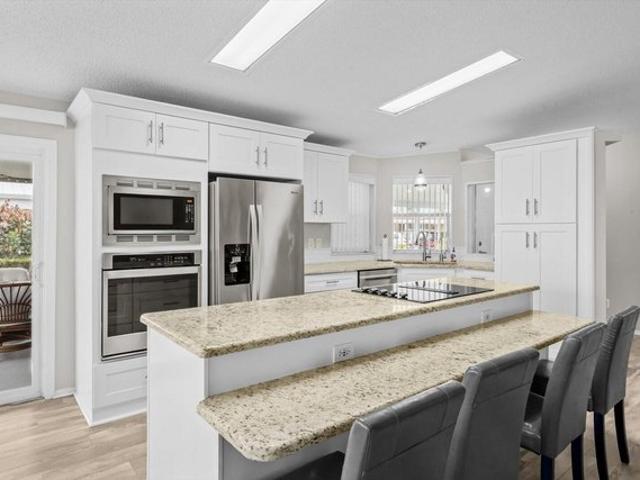 8032 Meadowlark Ln, Port Saint Lucie, FL 34952